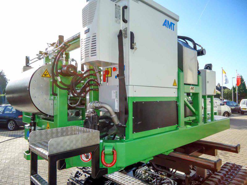 Mobile gutter former - AMT Group